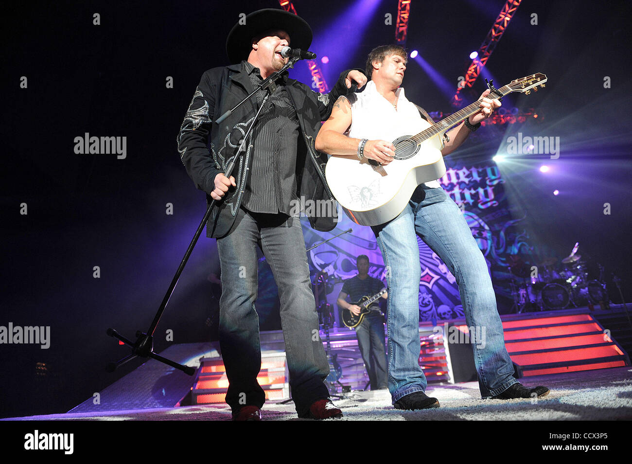 May 28, 2010 - Raleigh, North Carolina; USA - Singer EDDIE MONTGOMERY ...