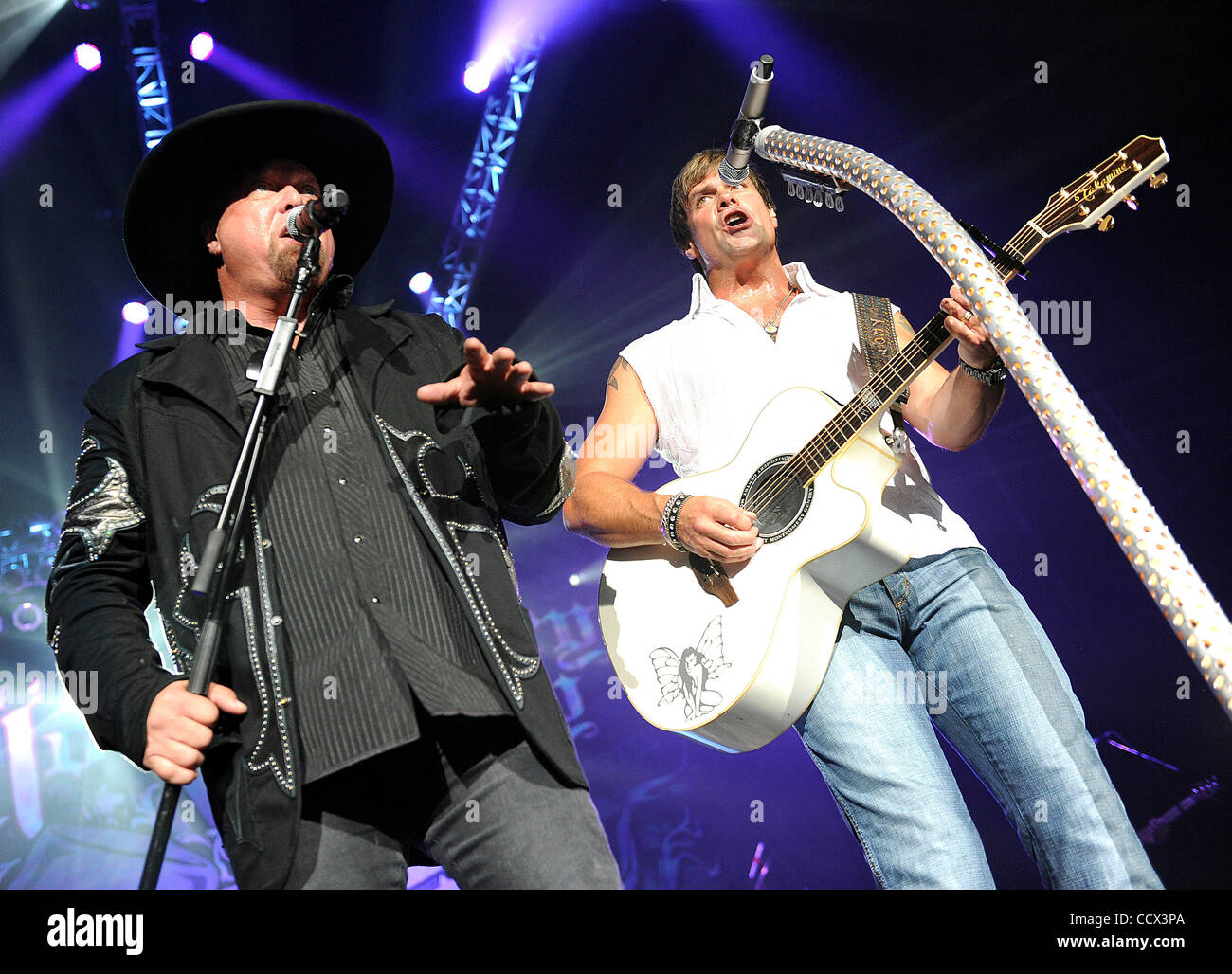 May 28, 2010 - Raleigh, North Carolina; USA - Singer EDDIE MONTGOMERY ...