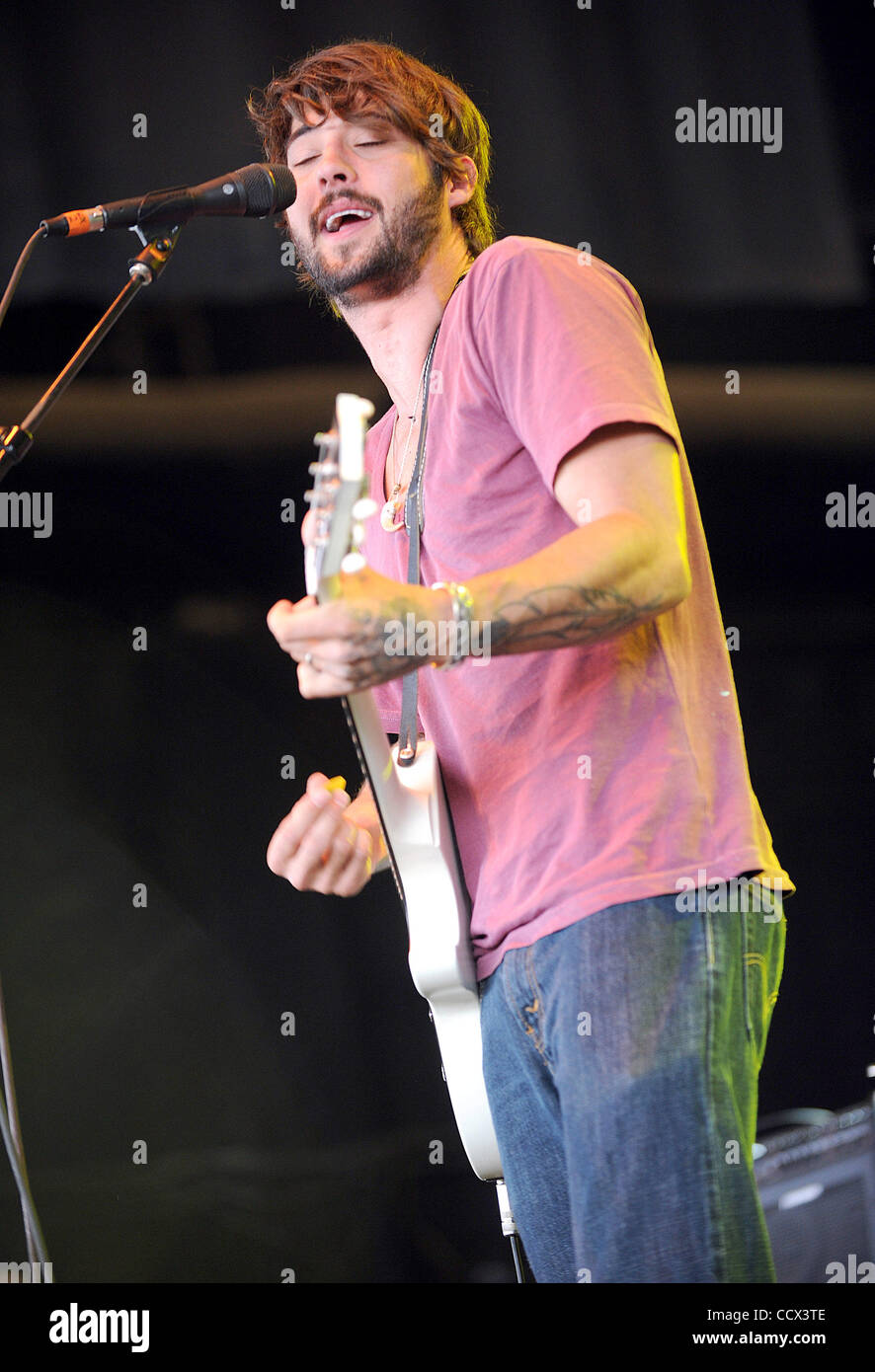 May 28, 2010 - Raleigh, North Carolina; USA - Singer / Guitarist RYAN ...