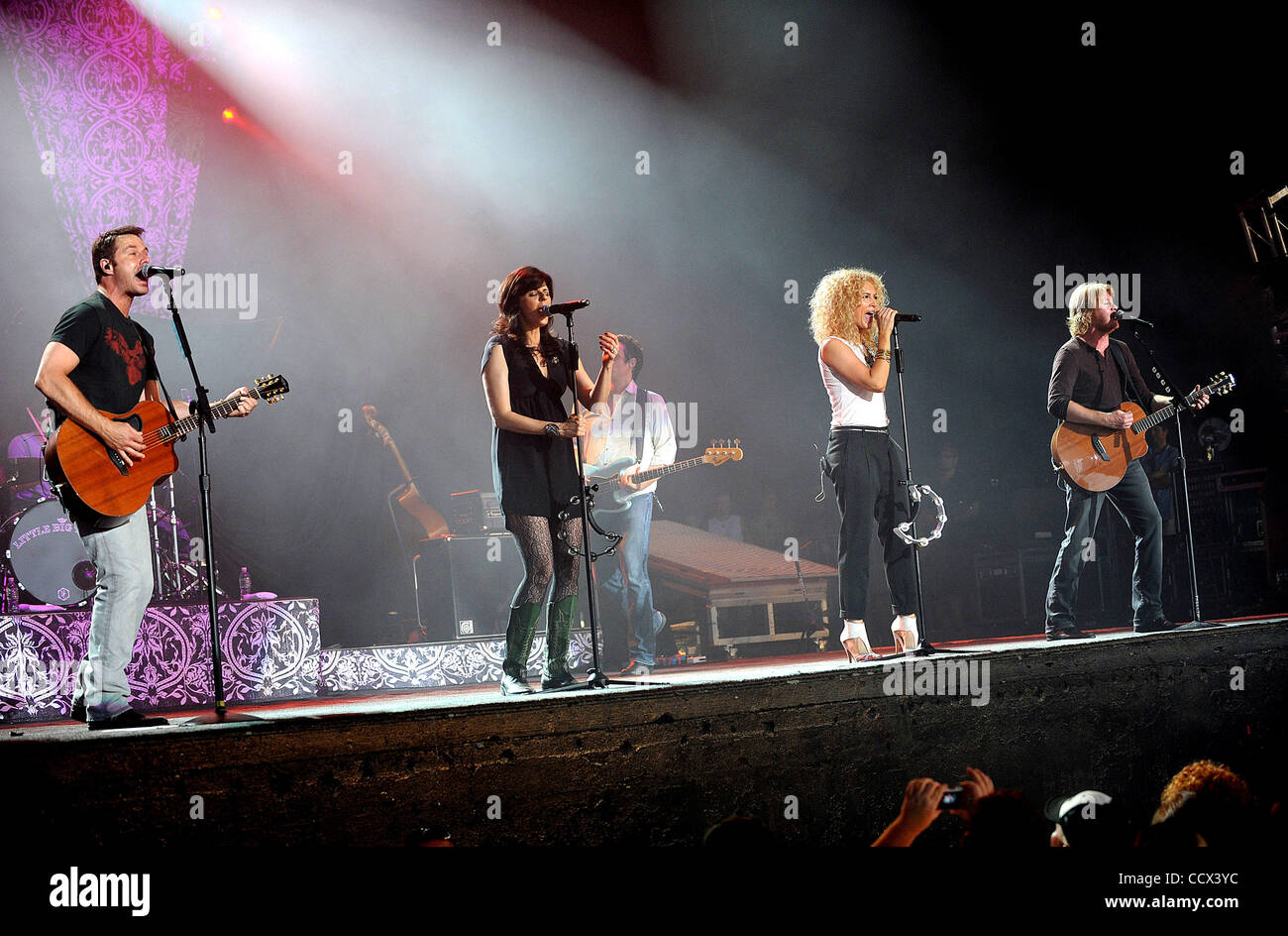 May 28, 2010 - Raleigh, North Carolina; USA - (L-R) Singer / Guitarist ...