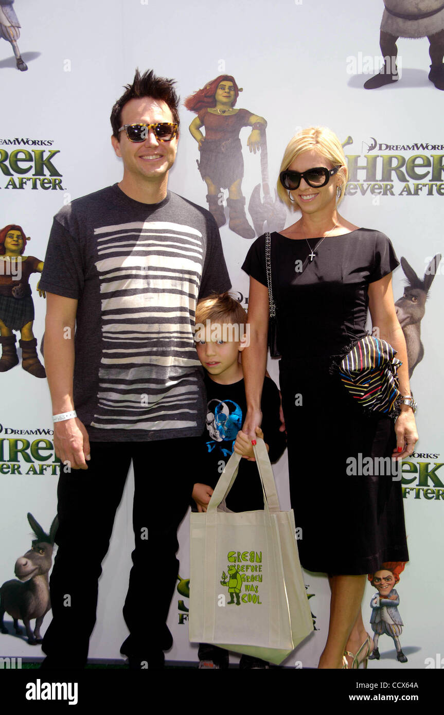 May 16, 2010 - Hollywood, California, U.S. - Mark Hoppus, Jack Hoppus ...
