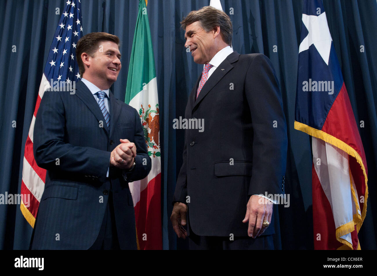 May 27, 2010 - Austin, Texas, USA - Texas Governor RICK PERRY meets ...
