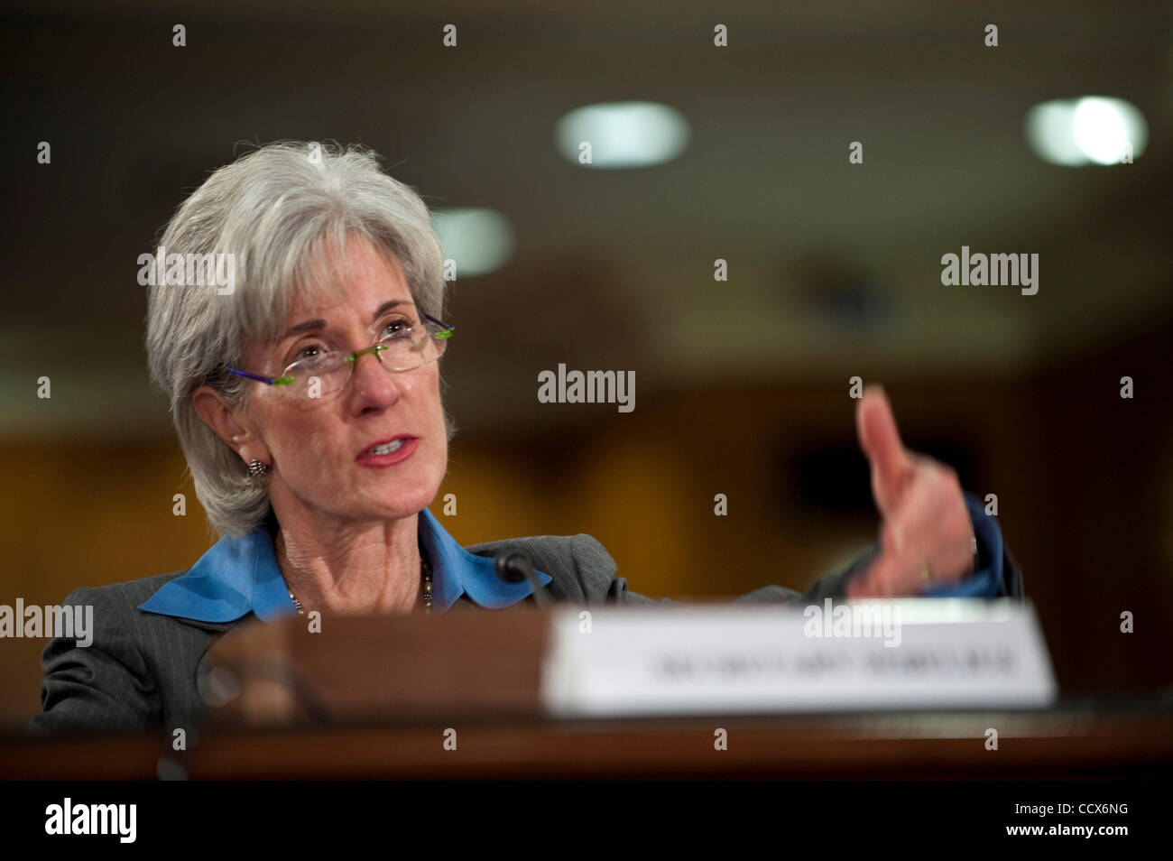 Secretary of hhs hi-res stock photography and images - Alamy