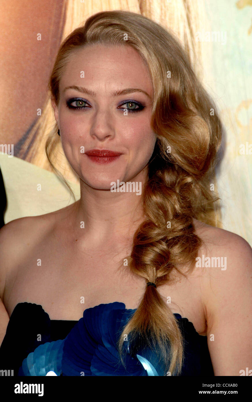 May 11, 2010 - Los Angeles, California, U.S. - AMANDA SEYFRIED ...