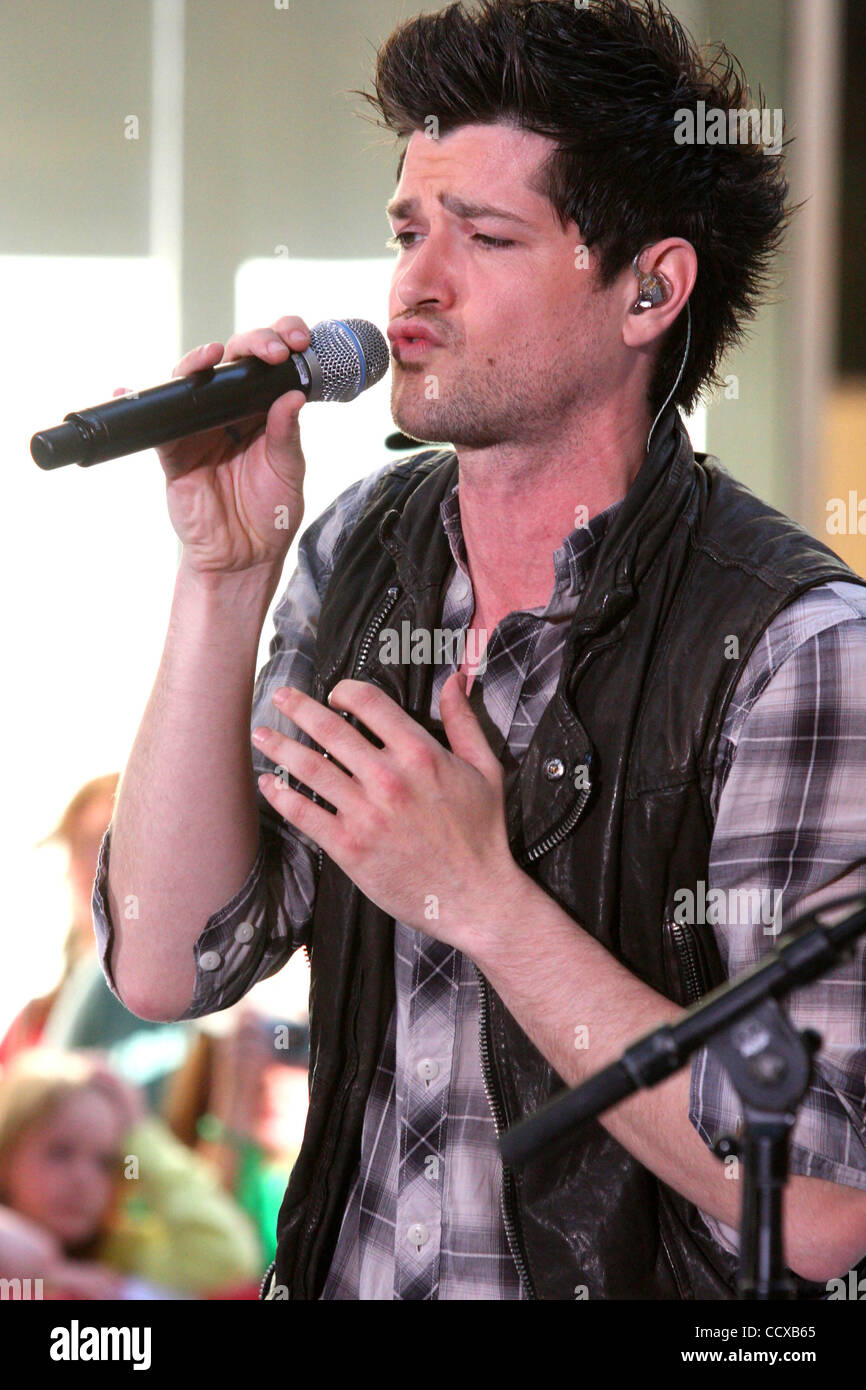 May 21, 2010 - Los Angeles, California, U.S. - DANNY O'DONOGHUE of THE ...