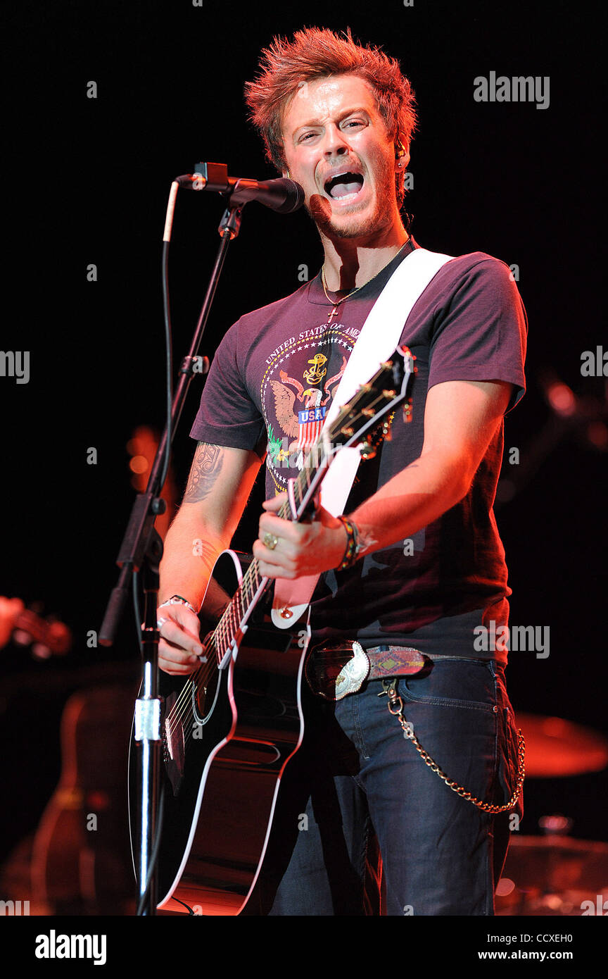 Stephen barker liles hi-res stock photography and images - Alamy