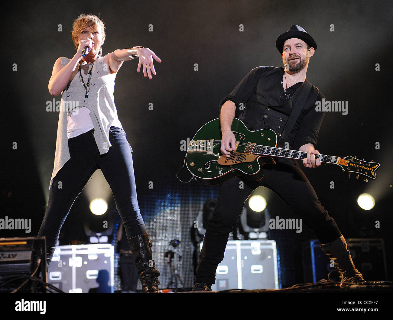 Apr 24, 2010 - Indio, California; USA - Singer JENNIFER NETTLES and ...
