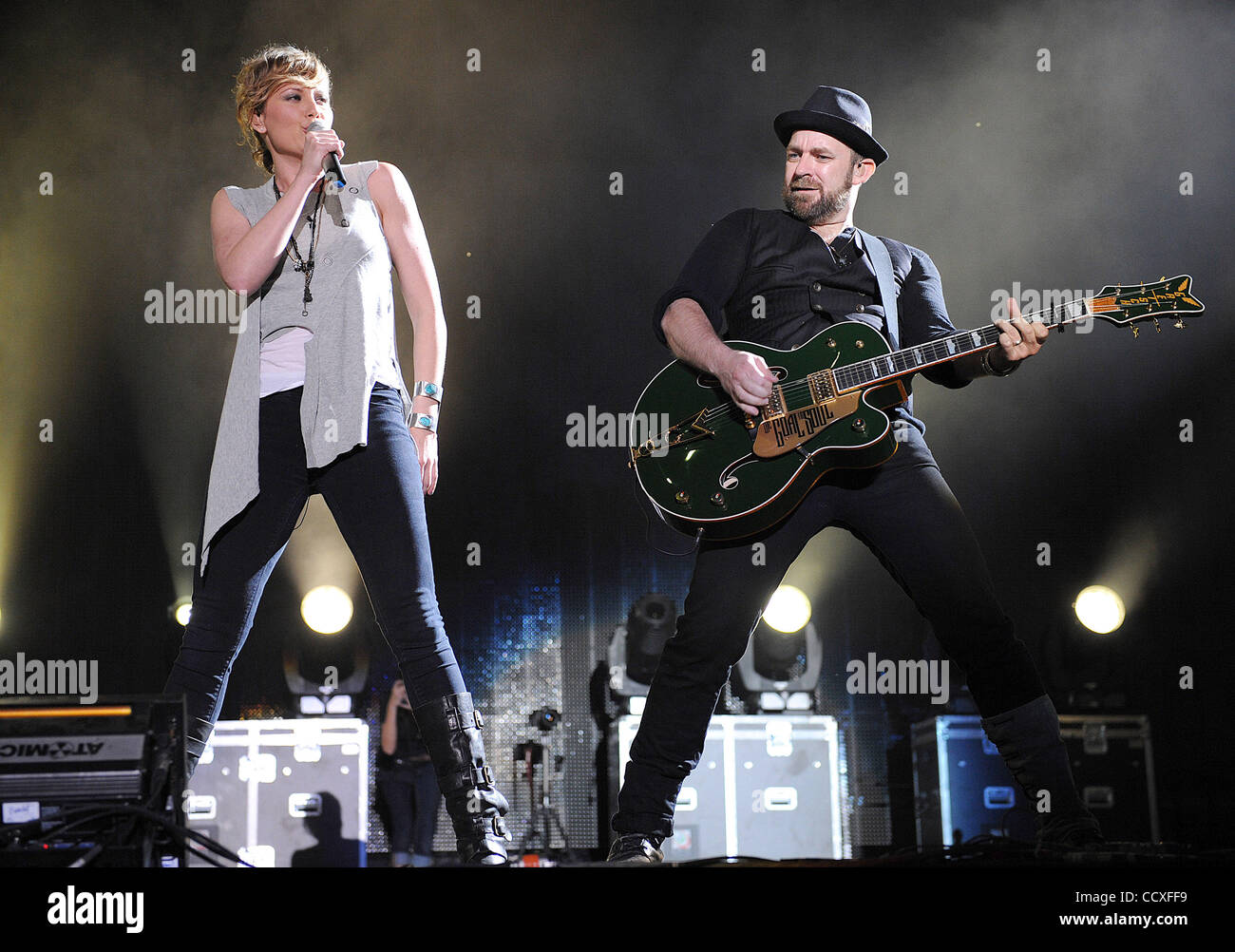 Apr 24, 2010 - Indio, California; USA - Singer JENNIFER NETTLES and ...