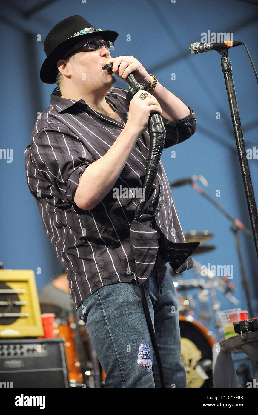 Blues traveler band hi-res stock photography and images - Alamy