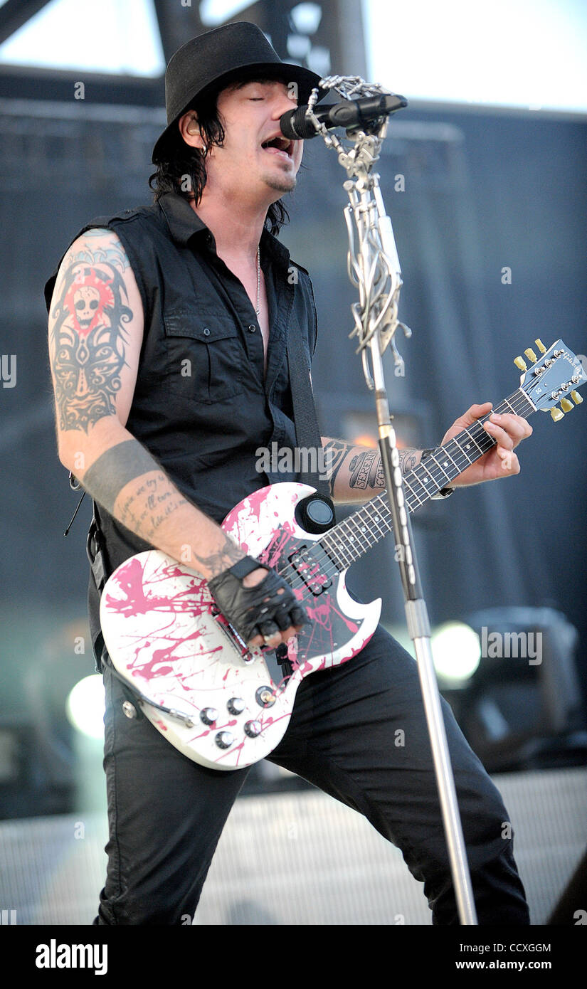 May 22, 2010 - Columbus, Ohio; USA - Singer ADAM GONTIER of the band ...