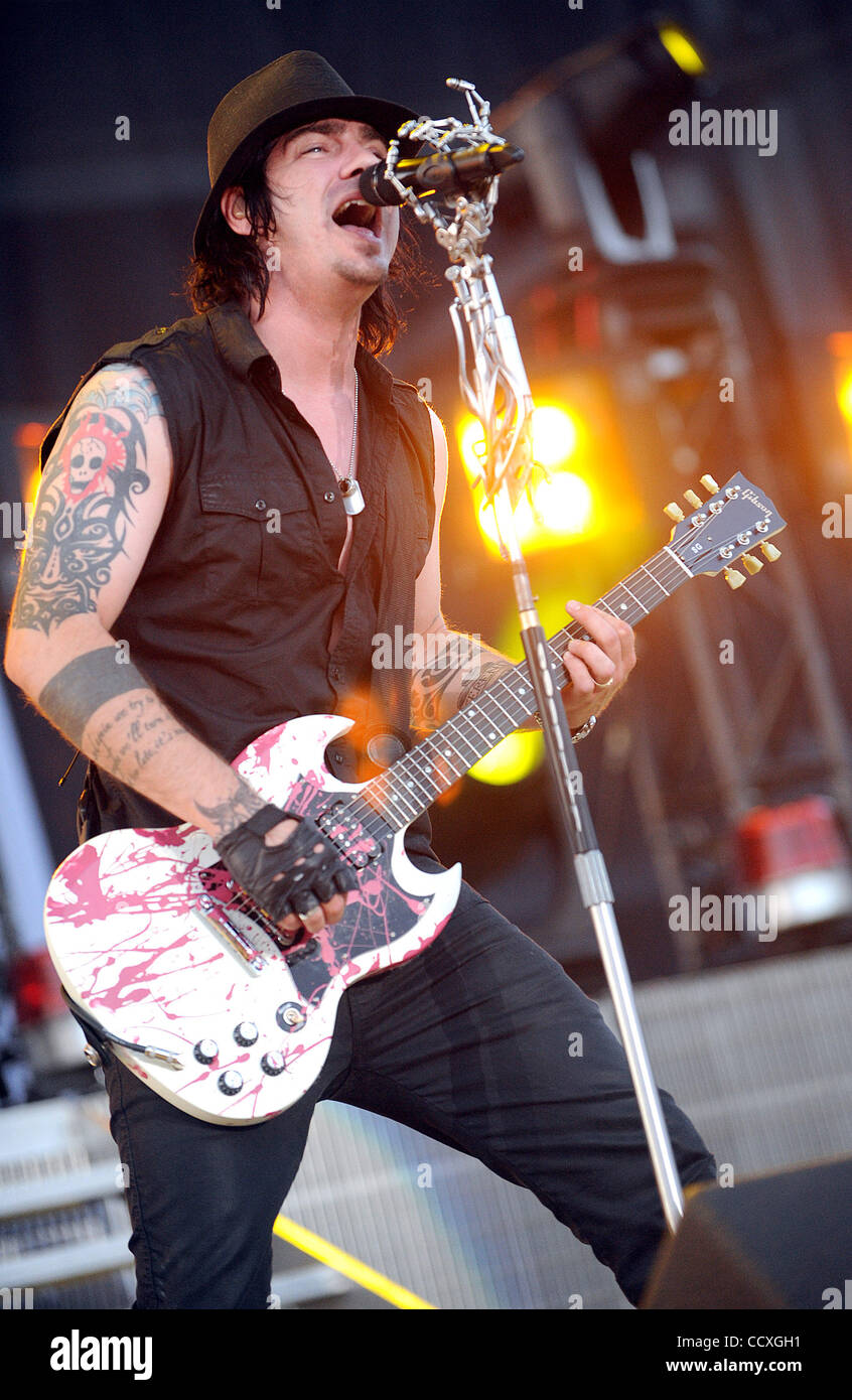 Three Days Grace Adam Gontier