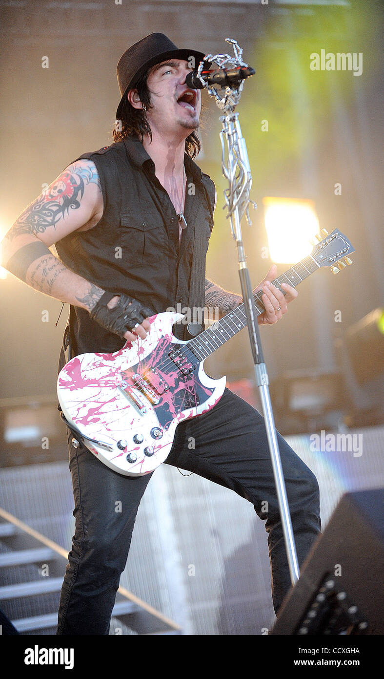 May 22, 2010 - Columbus, Ohio; USA - Singer ADAM GONTIER of the band ...