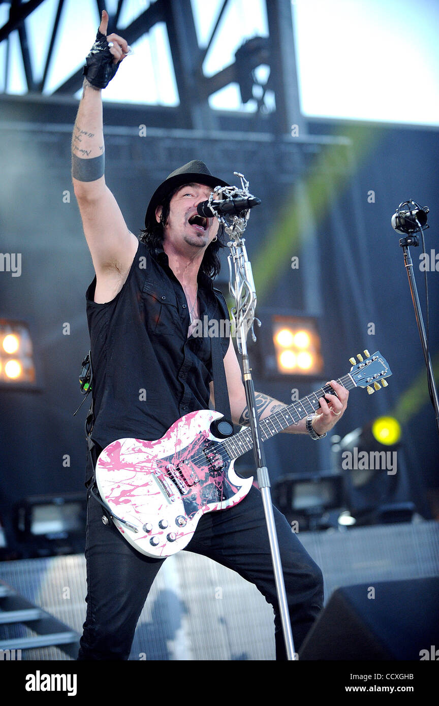 May 22, 2010 - Columbus, Ohio; USA - Singer ADAM GONTIER of the band ...
