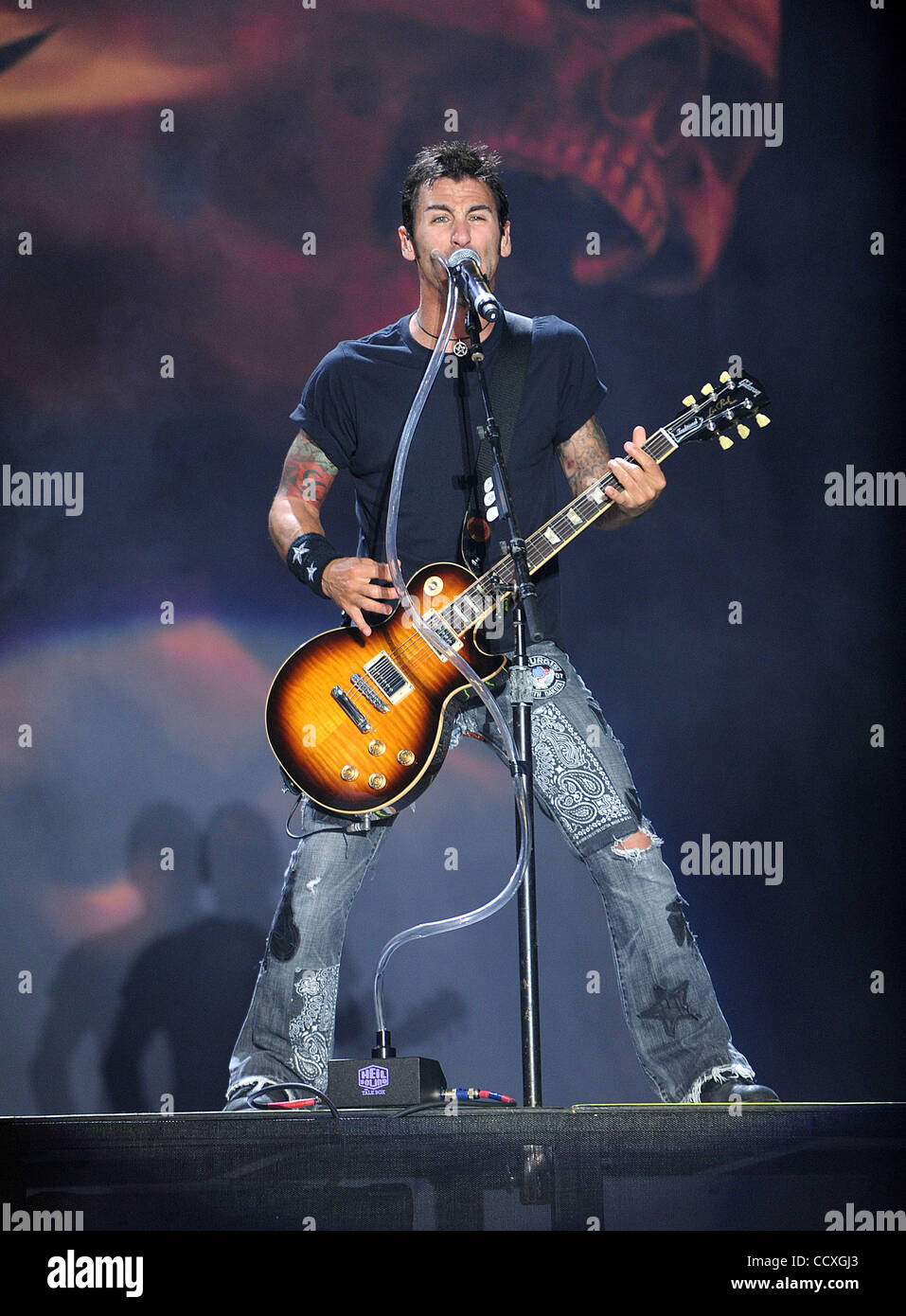 May 22, 2010 - Columbus, Ohio; USA - Singer SULLY ERNA of the band ...