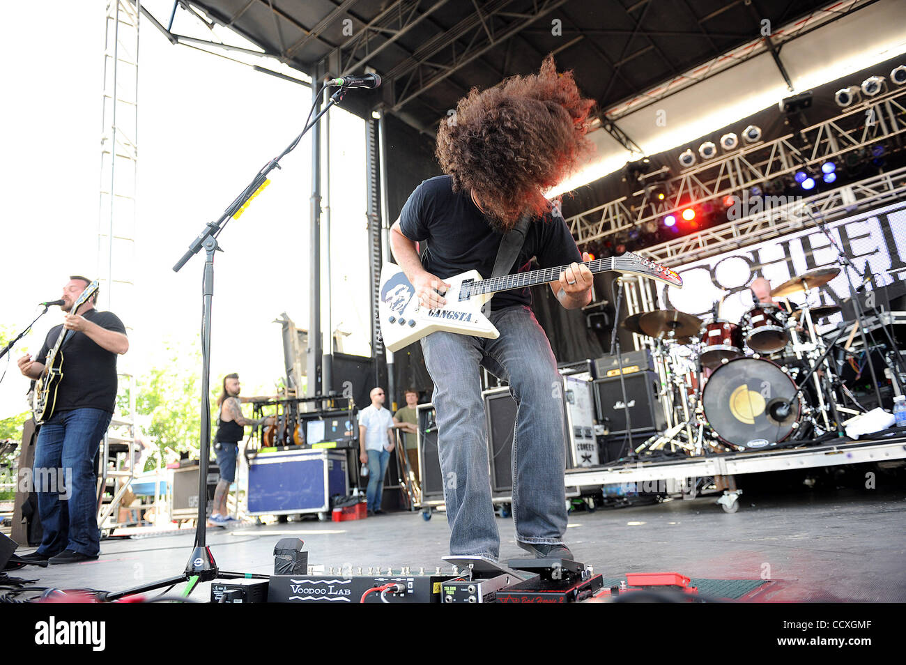 May 23, 2010 - Columbus, Ohio; USA - Singer / Guitarist CLAUDIO SANCHEZ ...