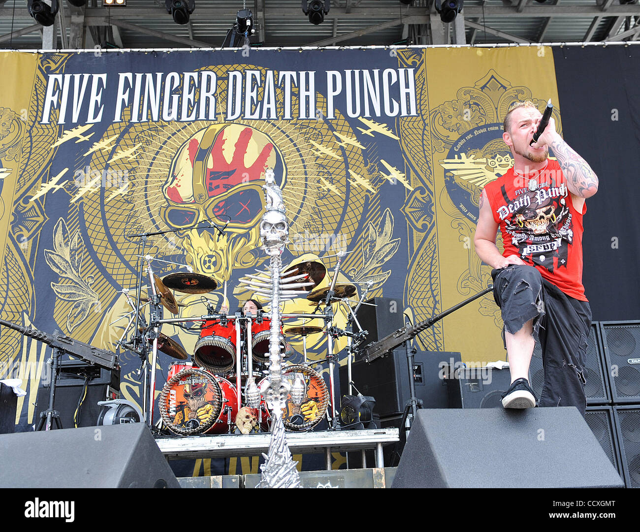 May 23, 2010 - Columbus, Ohio; USA - Singer IVAN GHOST MOODY of the ...