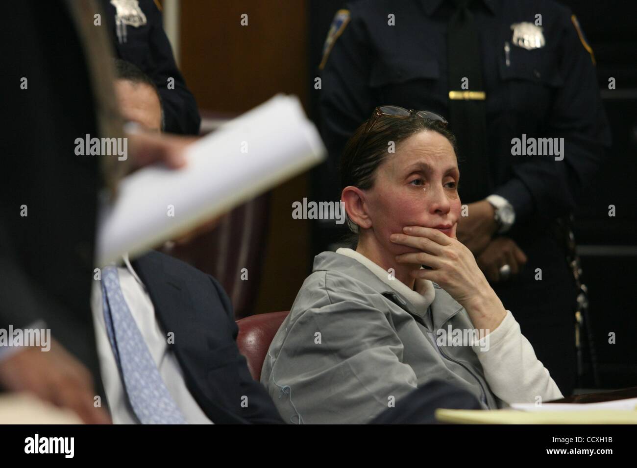 Hotel murder hearing hi-res stock photography and images - Alamy