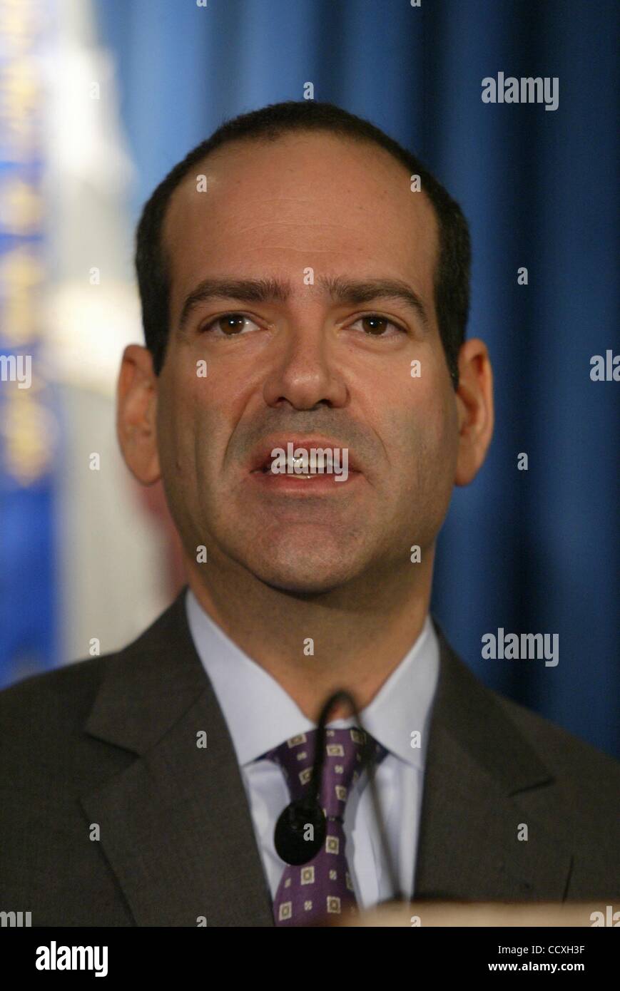 Self dealing hi-res stock photography and images - Alamy