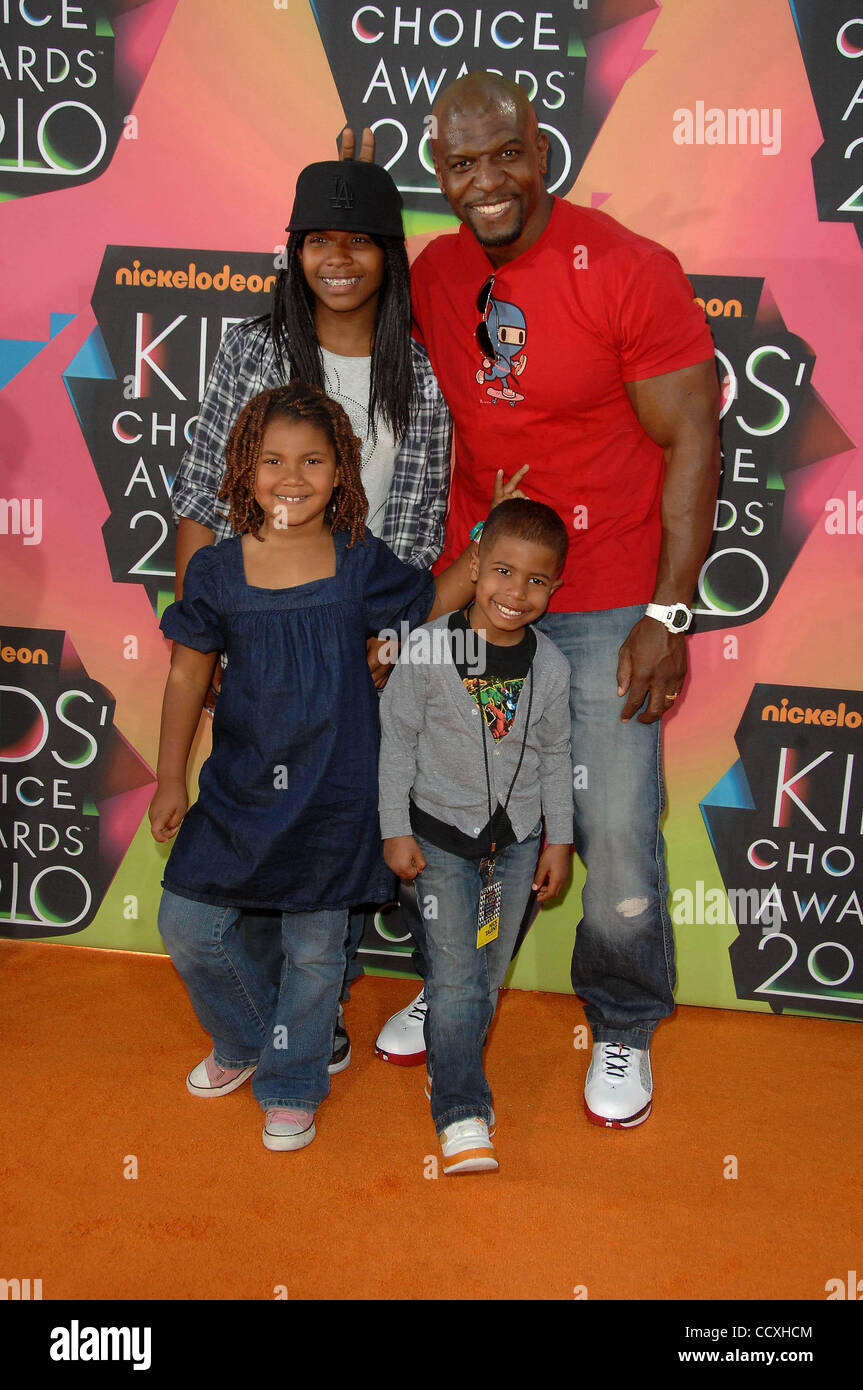 Mar. 27, 2010 - Los Angeles, California, United States - TERRY CREWS ...