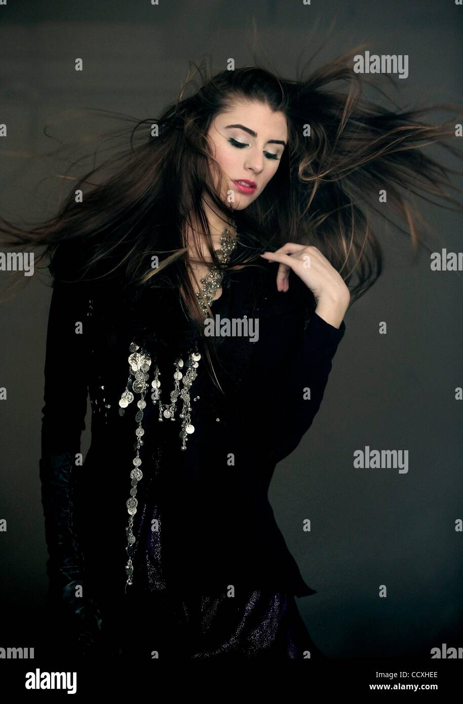 Mar 30, 2010 - Los Angeles, California, USA - EXCLUSIVE IMAGE. Actress ...