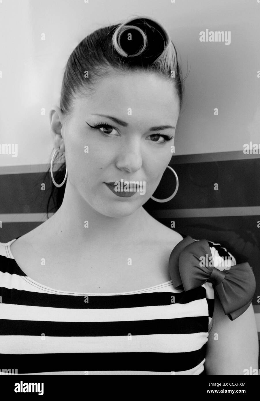 Apr 19, 2010 - Los Angeles, California, U.S. - Singer performer IMELDA ...