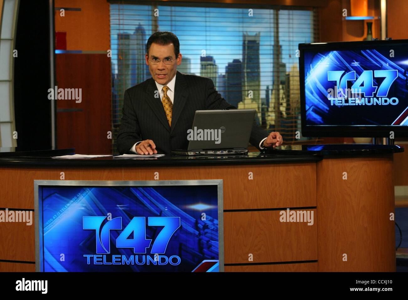 Telemundo news anchor hi-res stock photography and images - Alamy