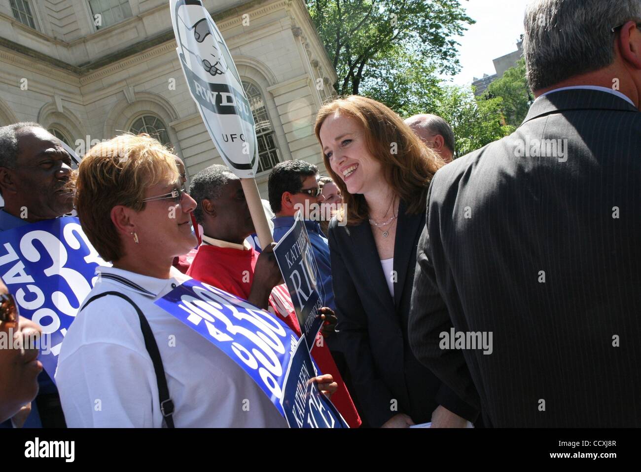 Retail wholesale and department store union hi-res stock photography ...