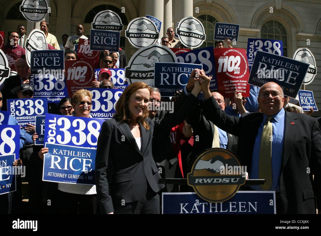 Retail wholesale and department store union hi-res stock photography ...