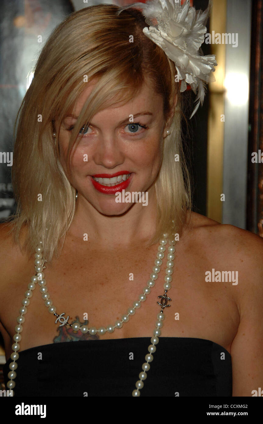 Carrie simmons hi-res stock photography and images - Alamy