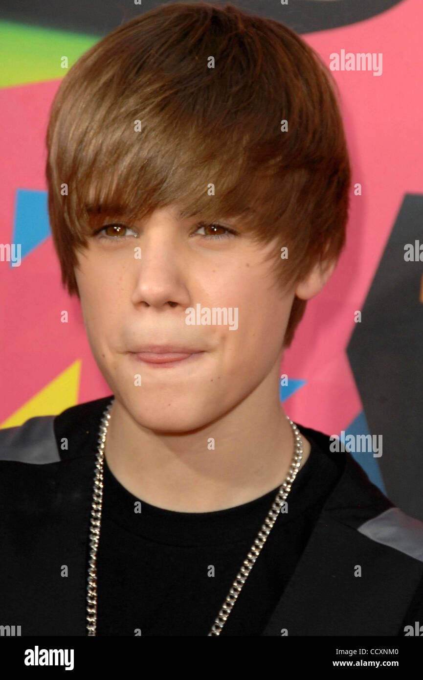 Mar. 26, 2010 - Los Angeles, California, United States - JUSTIN BIEBER ...