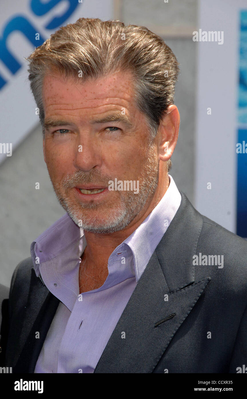 Apr. 17, 2010 - Los Angeles, California, U.S. - PIERCE BROSNAN Attends ...