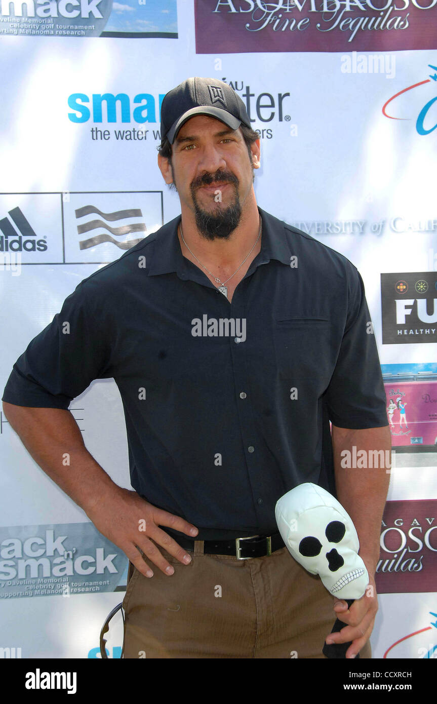 Apr. 19, 2010 - Los Angeles, California, U.S. - MATTHEW WILLING Attends ...