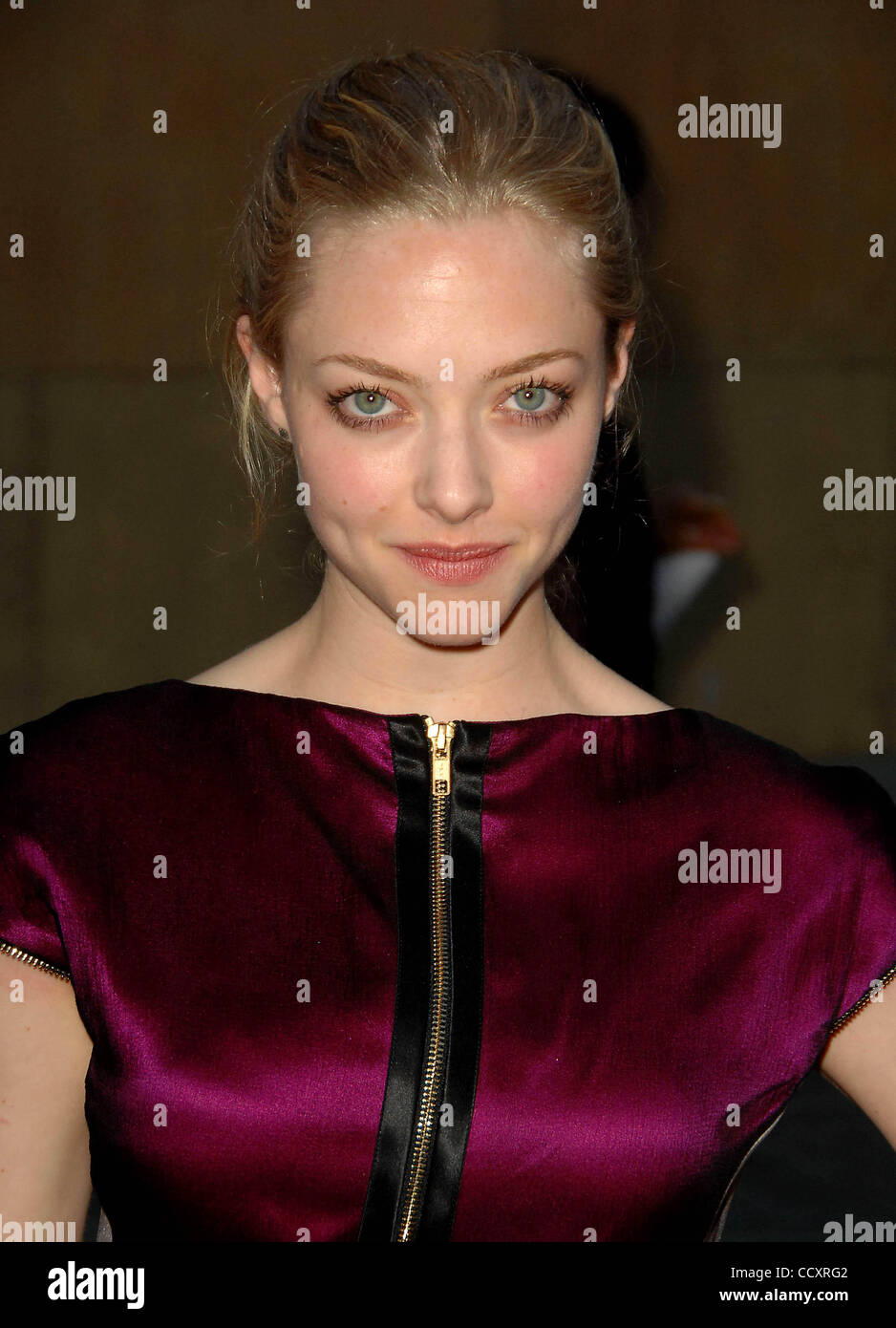 Apr. 19, 2010 - Los Angeles, California, U.S. - AMANDA SEYFRIED Attends ...