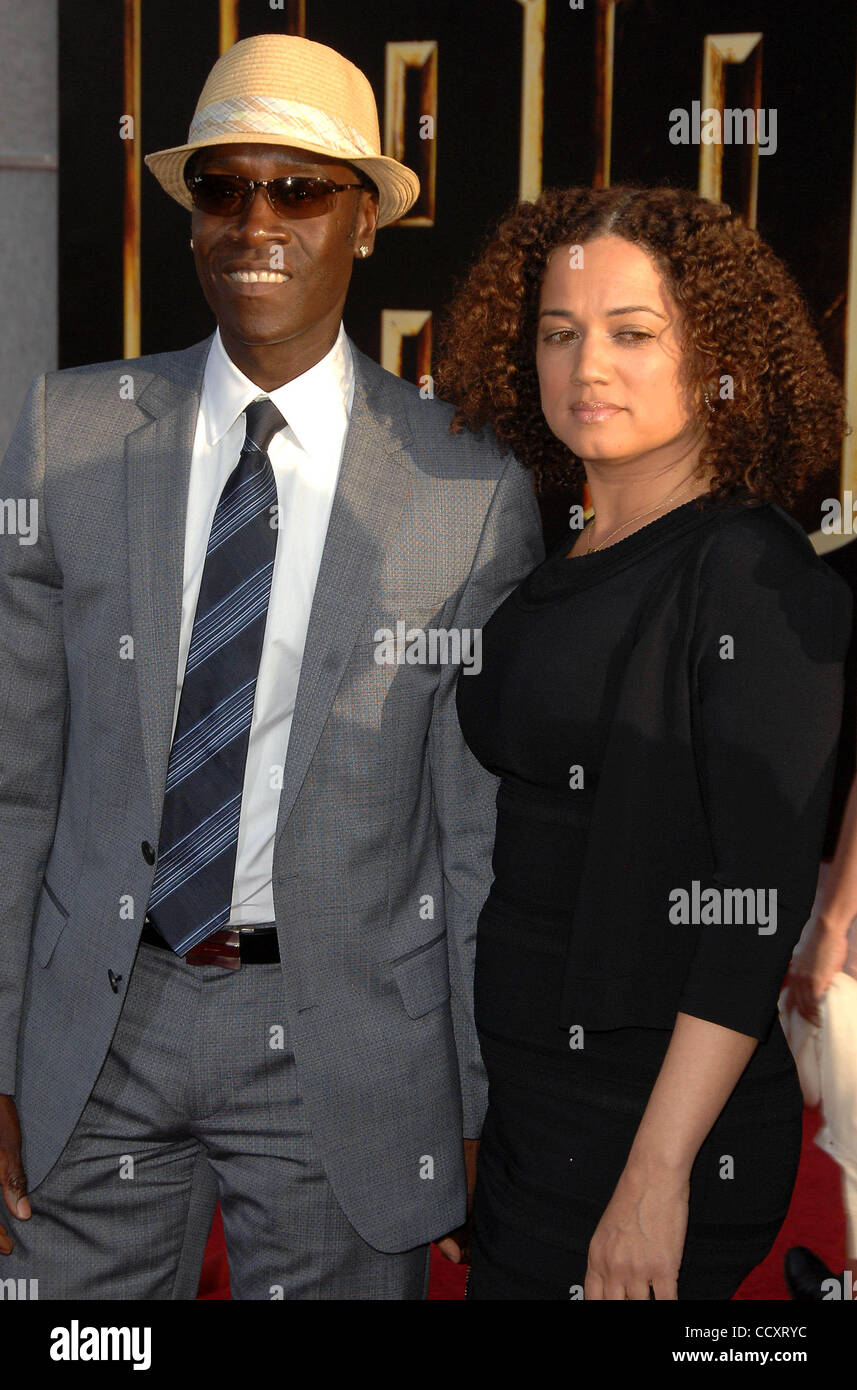 Apr. 26, 2010 - Los Angeles, California, U.S. - DON CHEADLE Attends The ...