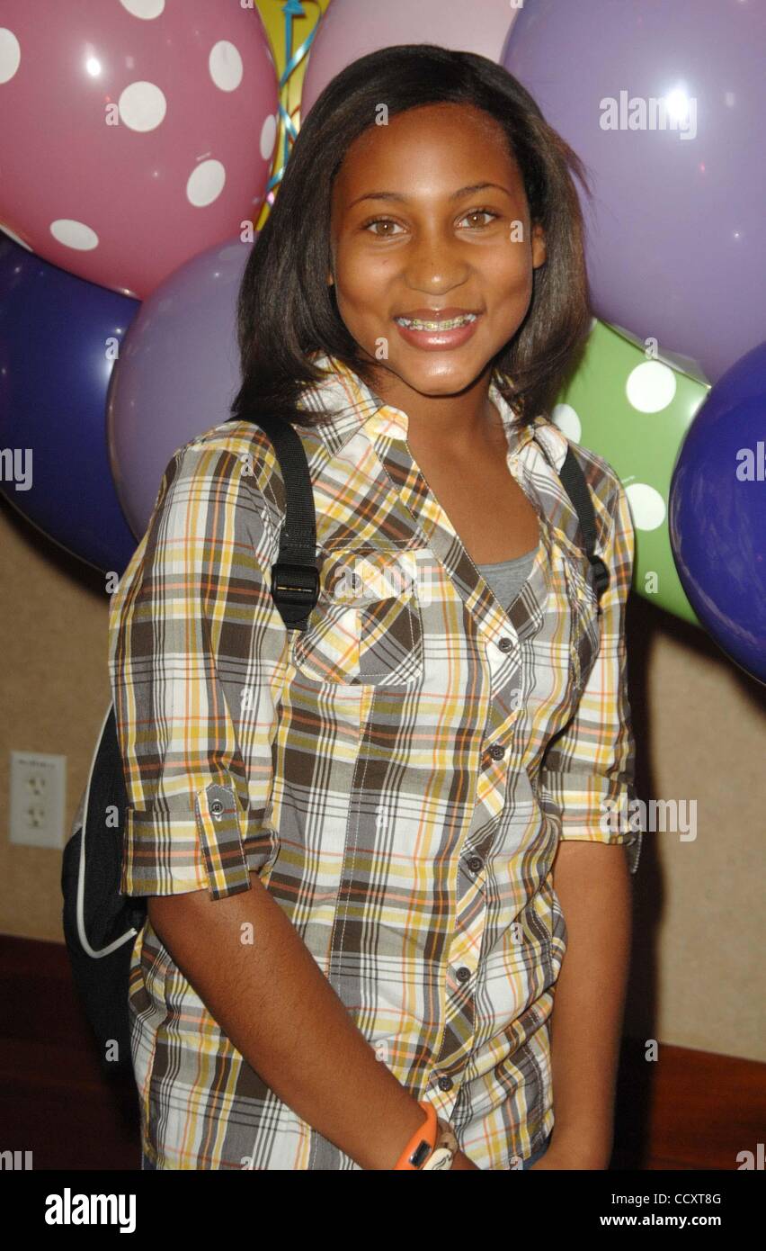 May 01, 2010 - Los Angeles, California, U.S. - JENESIS HARPER Attends ...