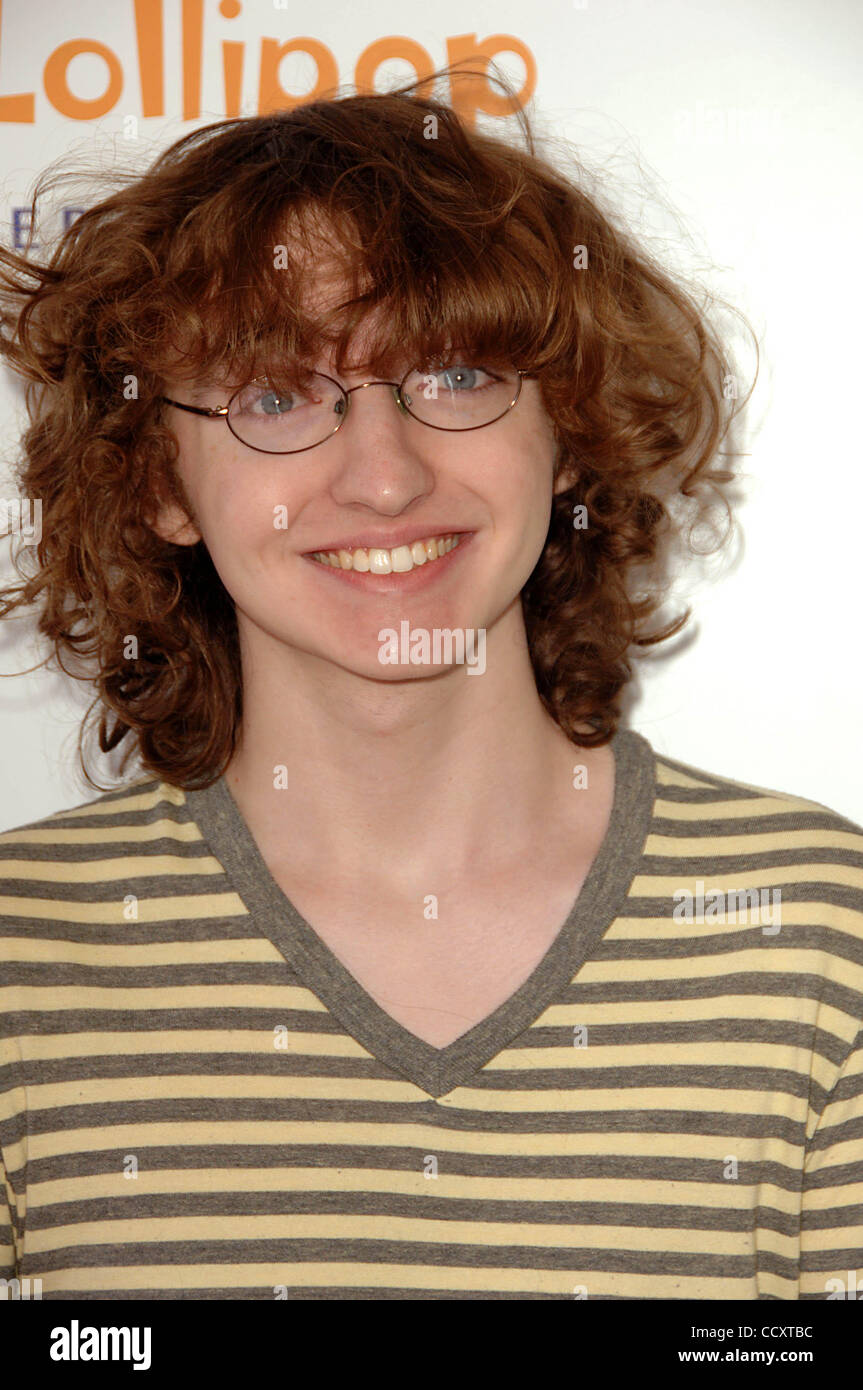 May 02, 2010 - Los Angeles, California, U.S. - MIKEY REID Attends The ...