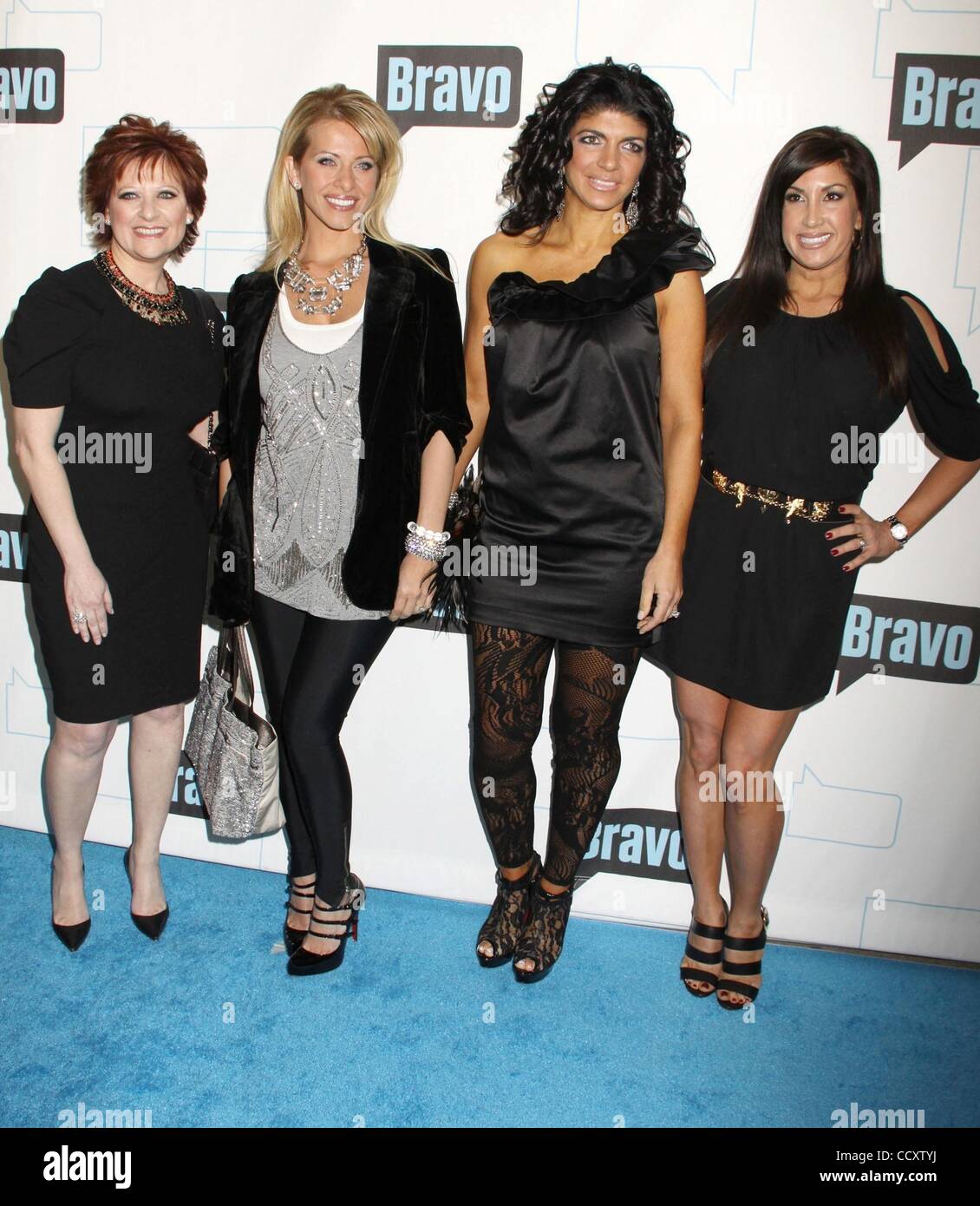 Caroline manzo and dina manzo hi-res stock photography and images - Alamy