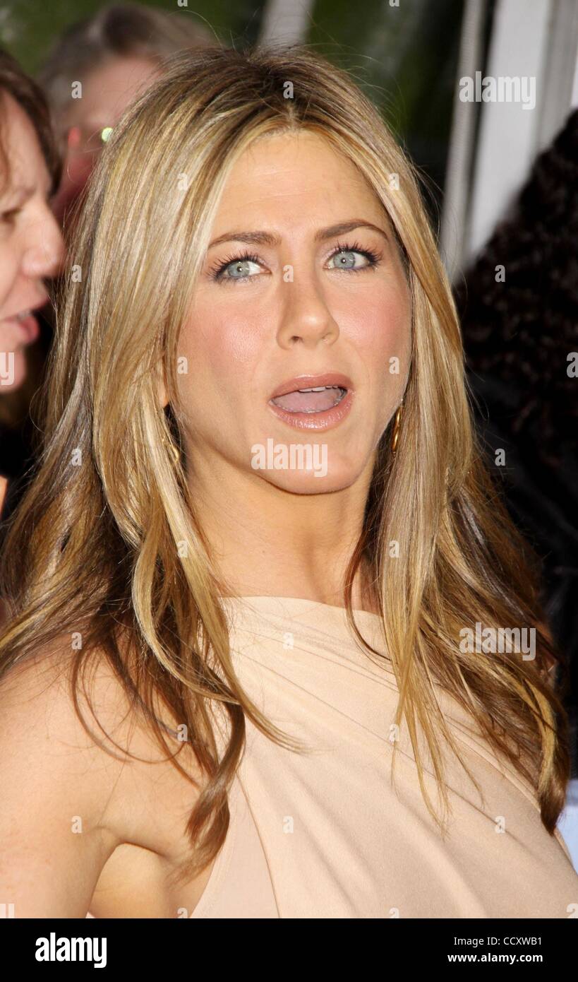 Mar 16, 2010 - New York, New York, USA - Actress JENNIFER ANISTON ...