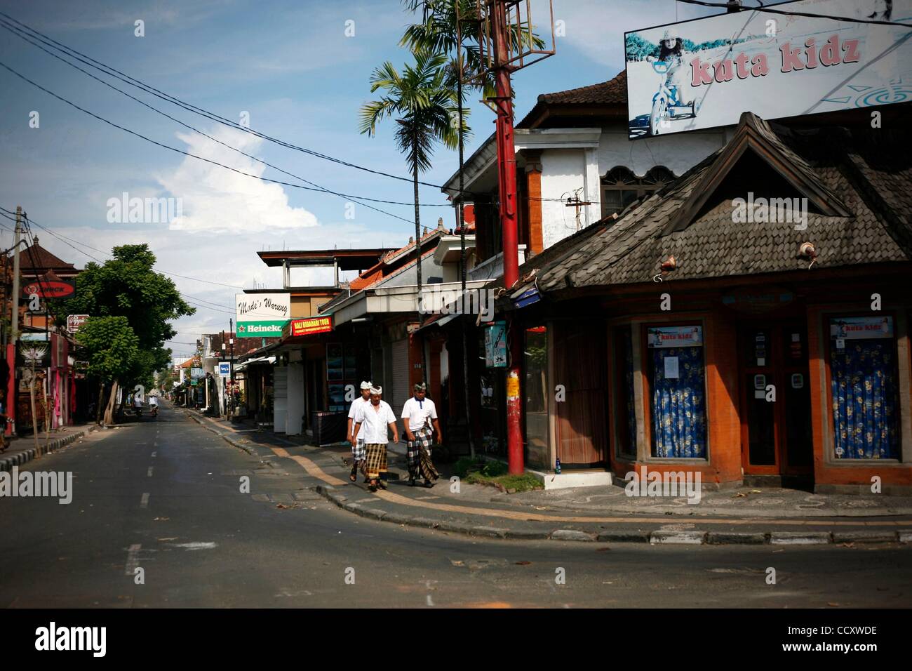 Denpasar streets hi-res stock photography and images - Alamy