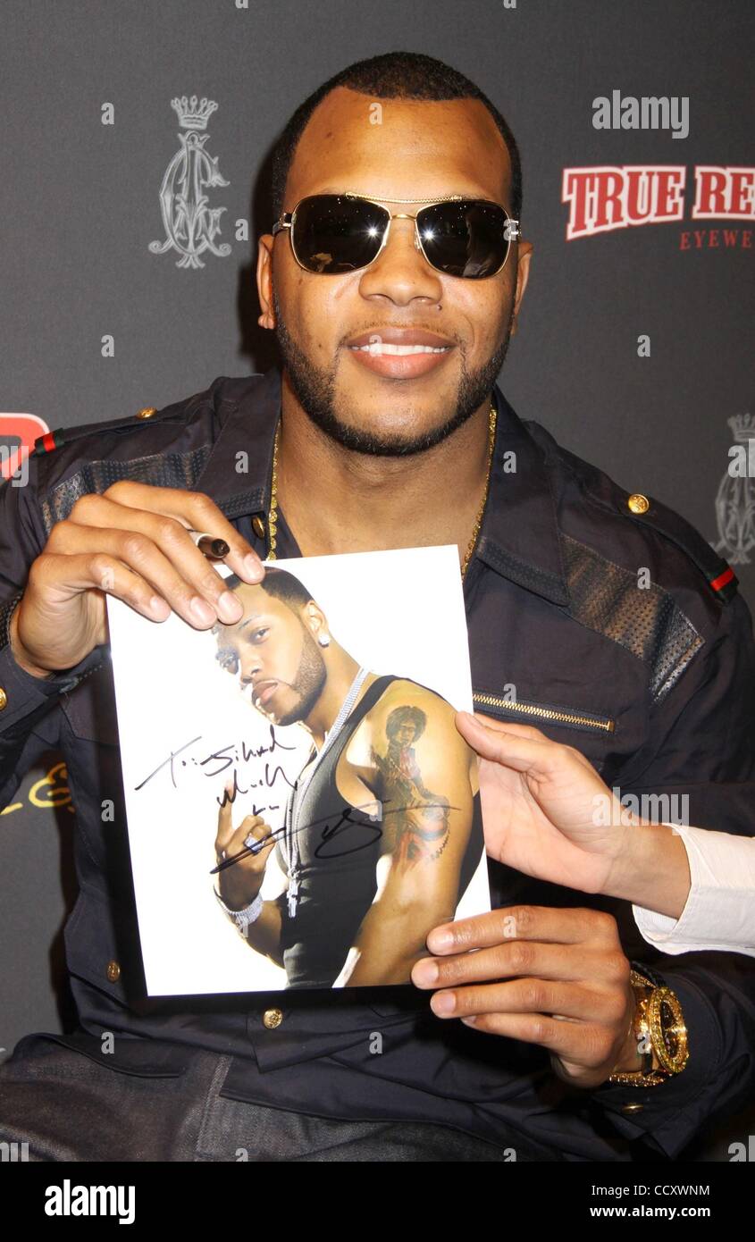 Mar 19, 2010 - New York, New York, USA - Hip hop artist FLO RIDA ...