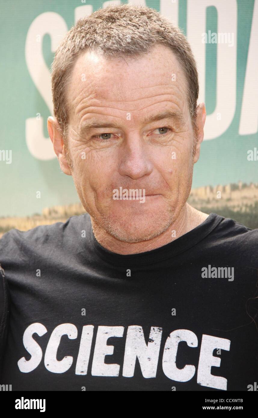 Mar 19, 2010 - New York, New York, USA - Actor BRYAN CRANSTON poses for ...