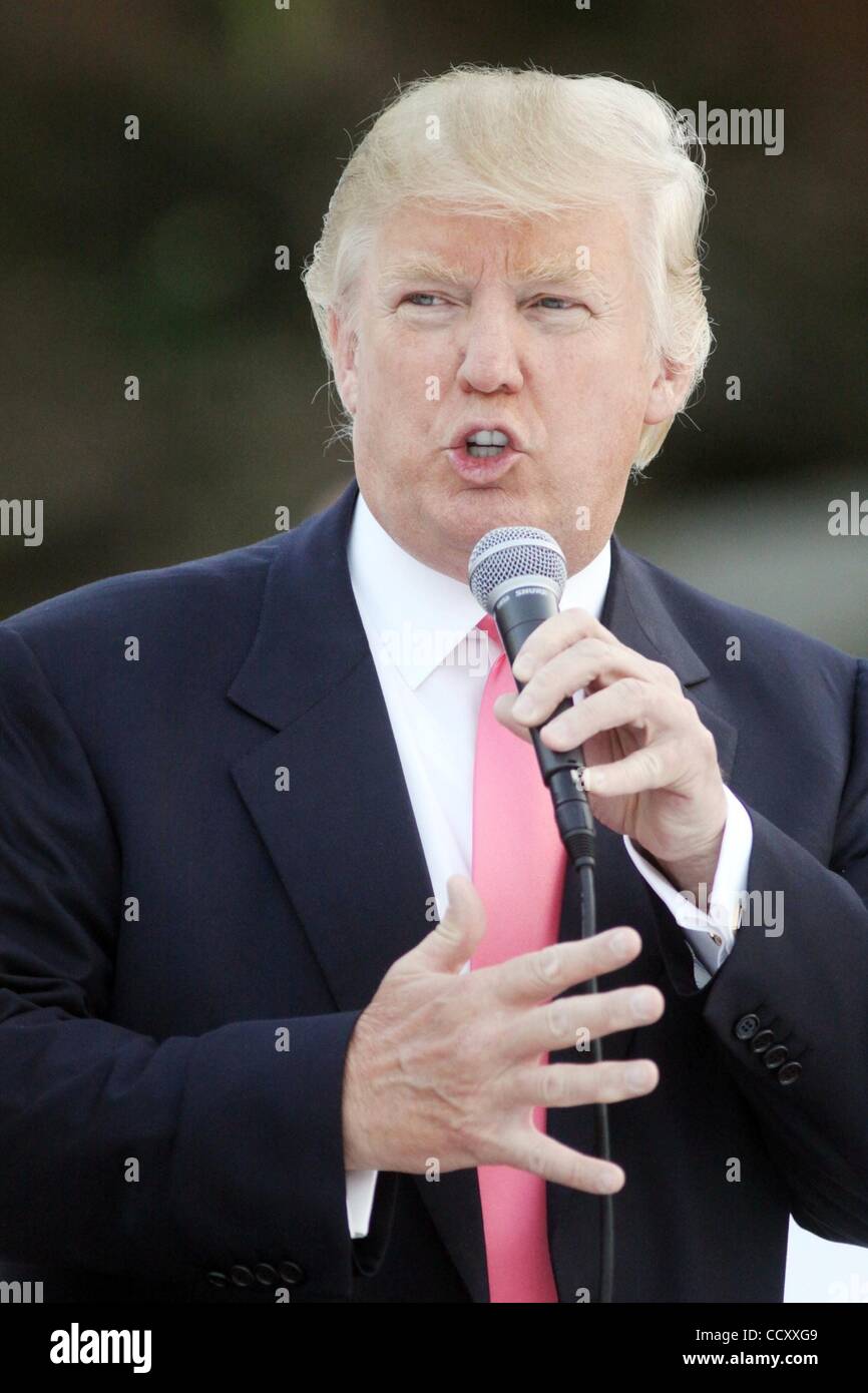 Apr 05, 2010 - New York, New York, USA - Businessman personality DONALD ...