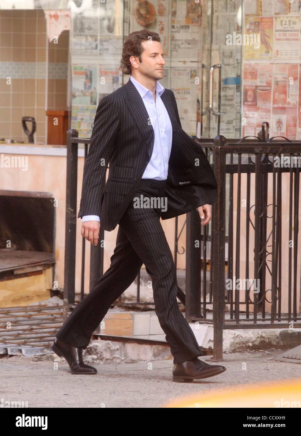 Apr 05, 2010 - New York, New York, USA - Actor BRADLEY COOPER, wearing ...