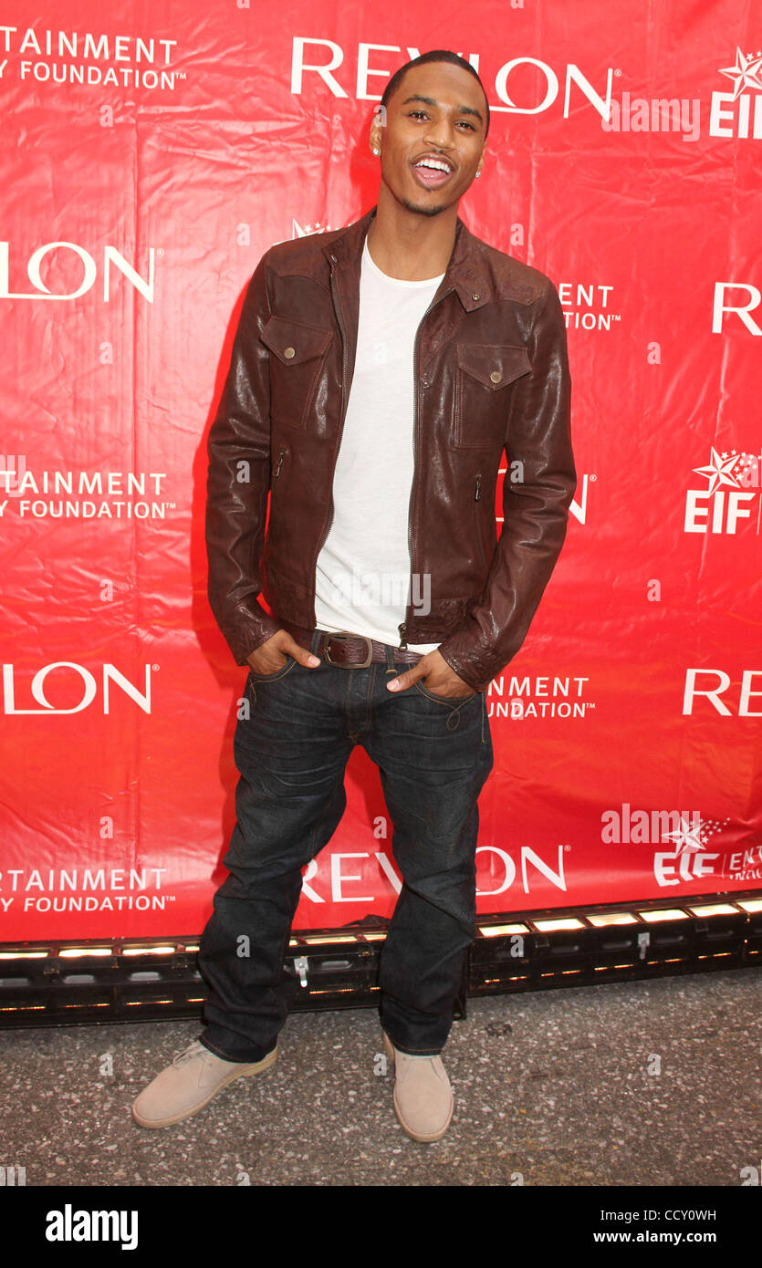 Singer TREY SONGZ attends the 13th Annual EIF Revlon Run/ Walk For ...