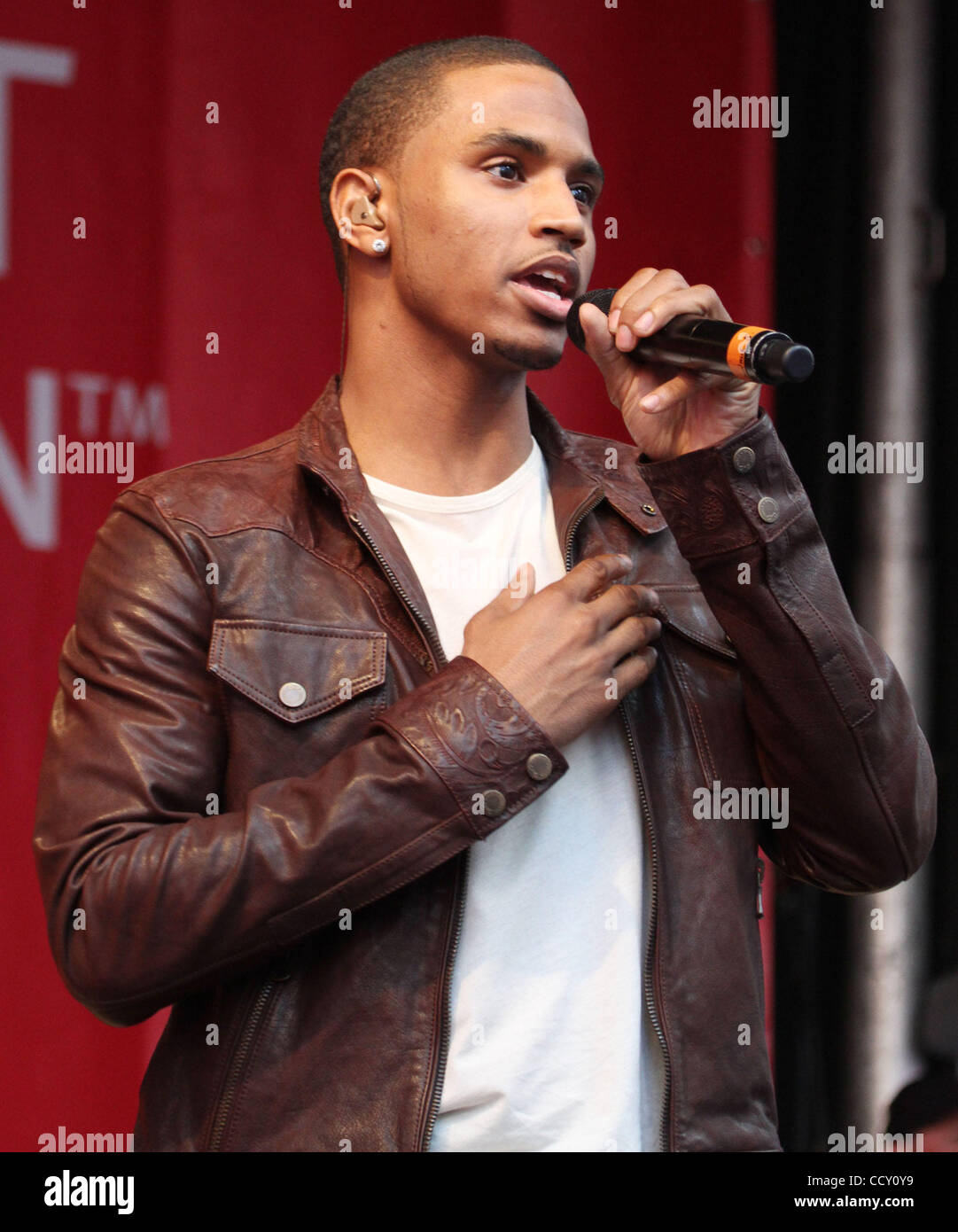 Singer TREY SONGZ attends the 13th Annual EIF Revlon Run/ Walk For ...