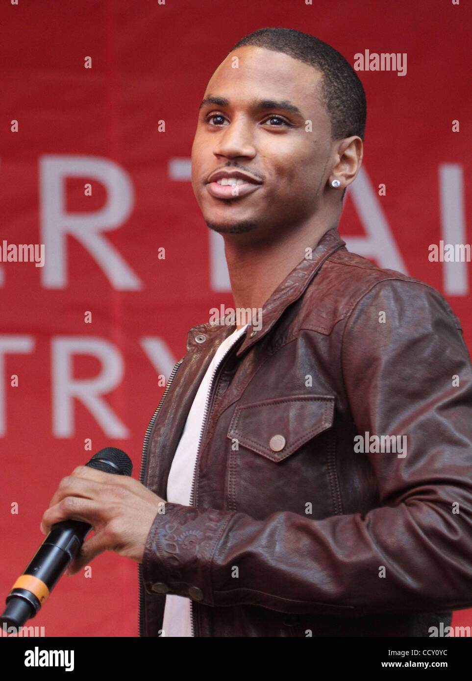 Singer TREY SONGZ attends the 13th Annual EIF Revlon Run/ Walk For ...