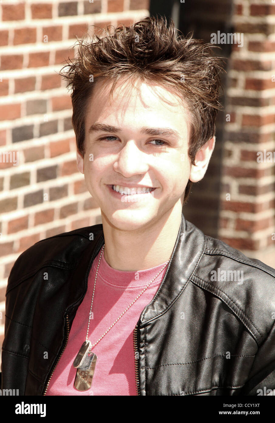 'American Idol' contestant AARON KELLY poses for photos at his ...