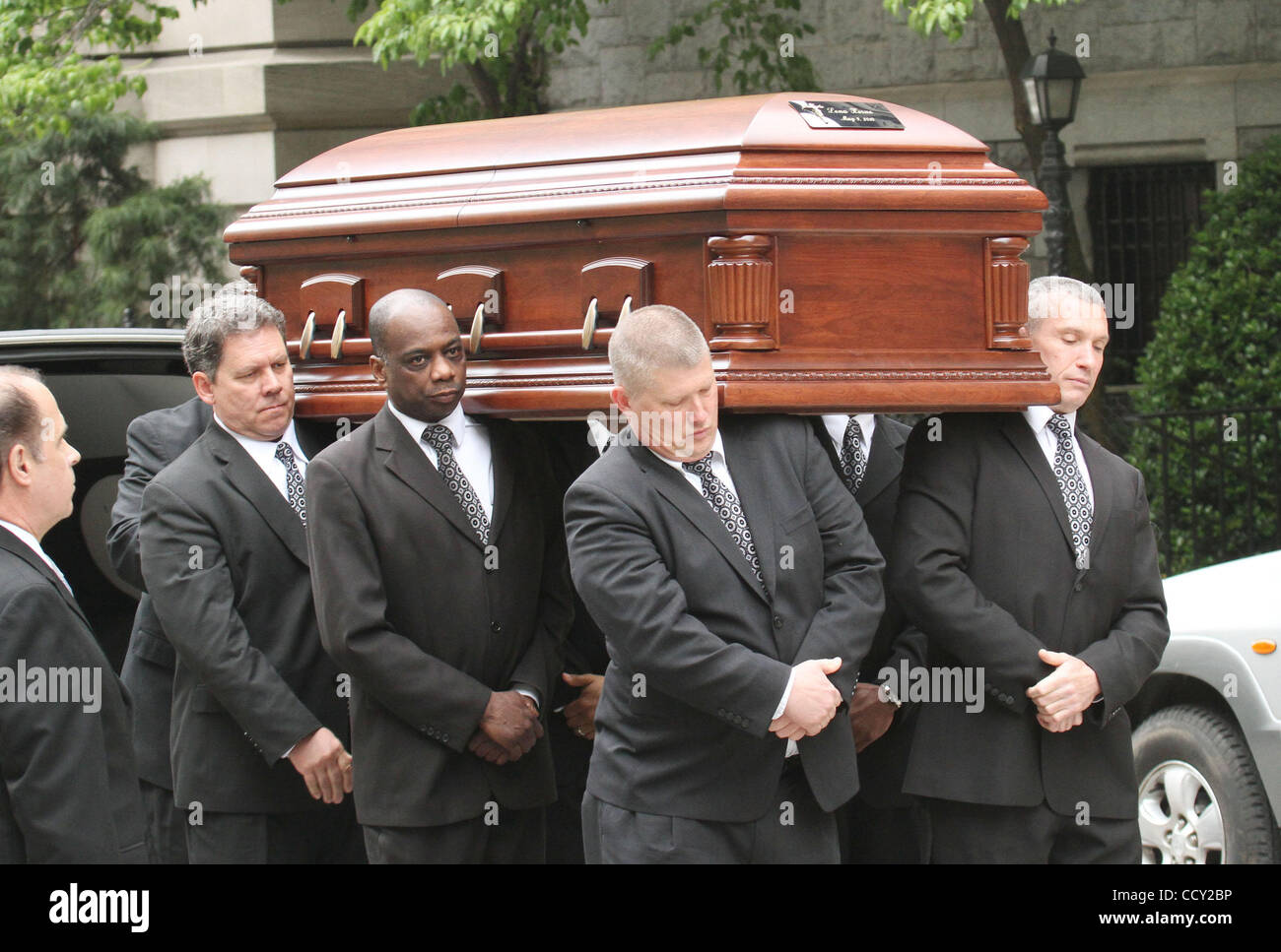 Pallbearers carry the casket of legendary jazz singer and actress LENA ...