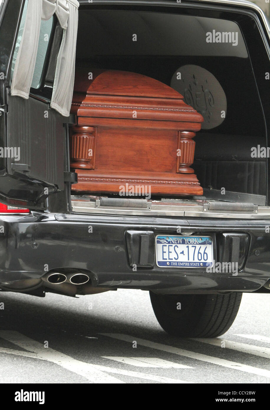 A view of legendary jazz singer and actress LENA HORNE's casket held ...