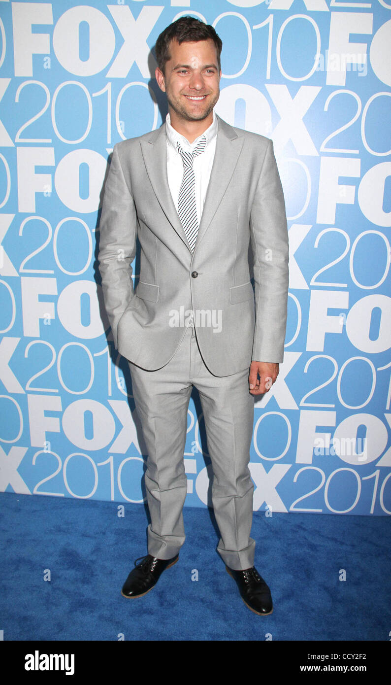 Actor JOSHUA JACKSON attends the FOX 2010 Upfront after-party held at ...